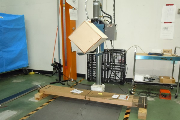 ASTM D7386 輸送試験サービス | 包装ソリューション | JBL | 日本ビジネスロジスティクス株式会社