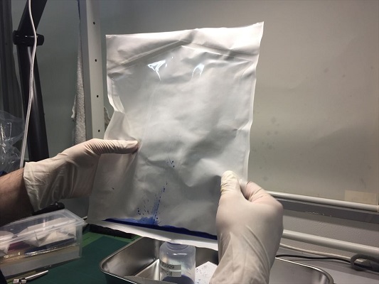 [医療機器包装] ASTM F1929 ダイペネトレーション | 包装ソリューション | JBL | 日本ビジネスロジスティクス株式会社